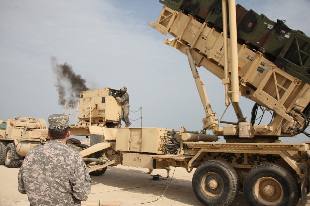 Army awards concept design contracts for Patriot radar replacement