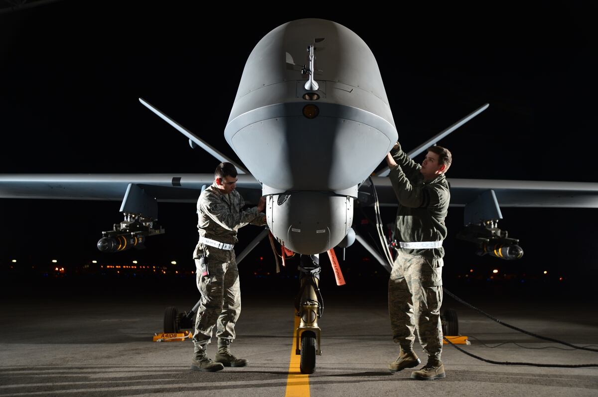 EPROM -Guerra-Historia-Armas: MQ-9 Derribado en Yemen, 02 de octubre