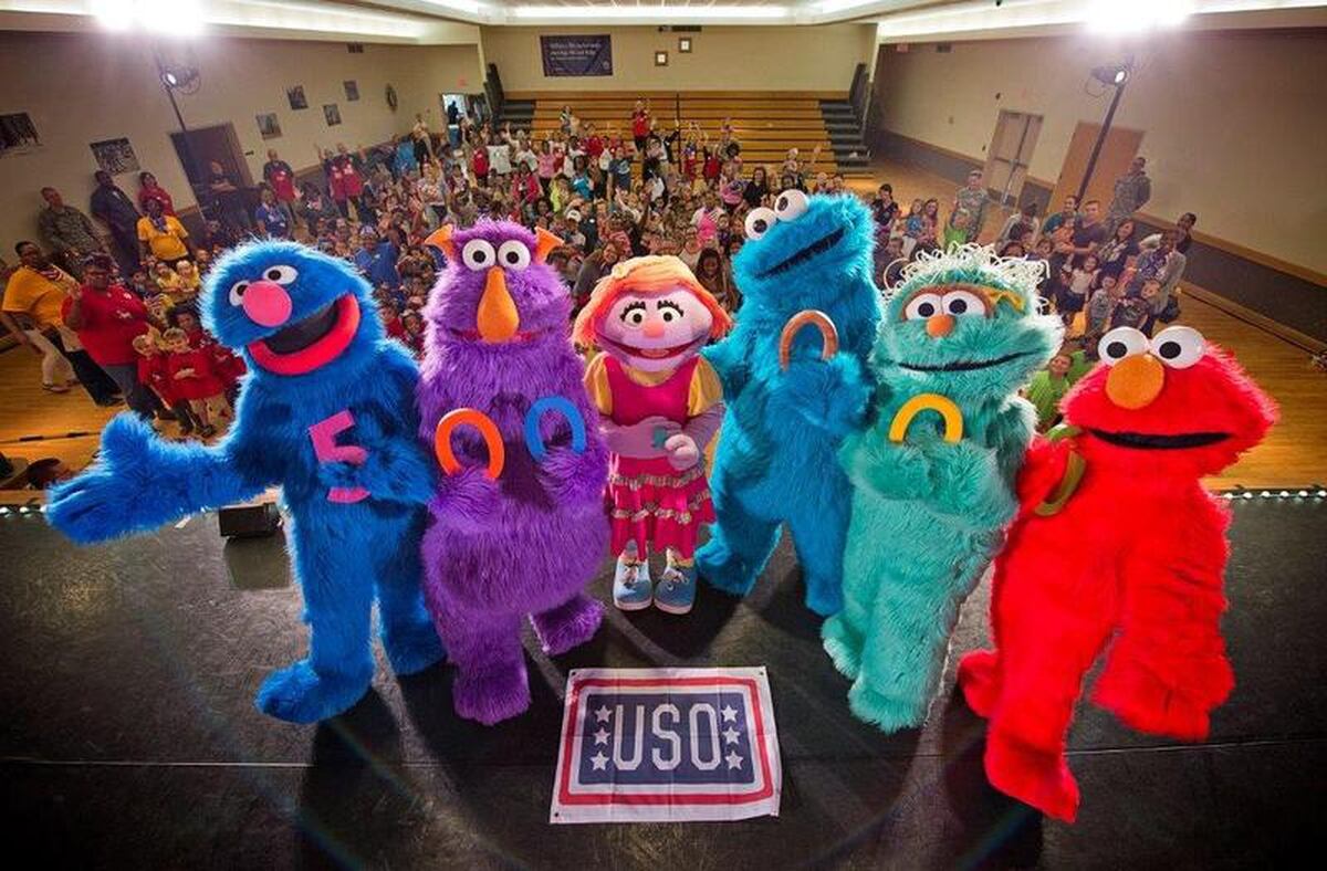Elmo shares smiles with 500,000 military family members
