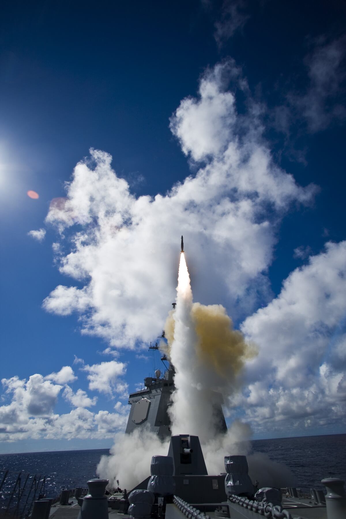 Japan Secures SM-2 Missiles for Destroyers