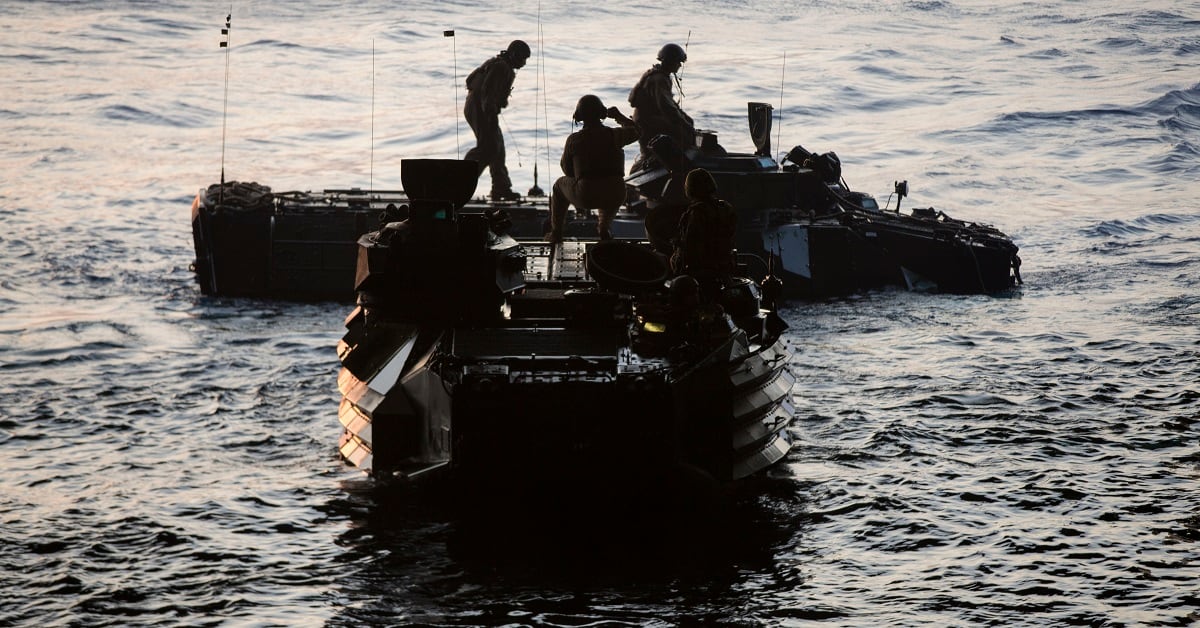 In sprint to modernize, the Corps gobbles up storied amphibious assault ...