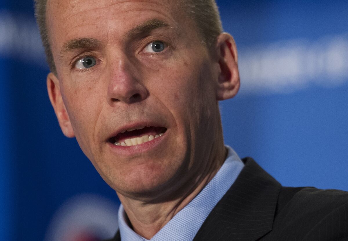 Muilenburg Named Boeing CEO