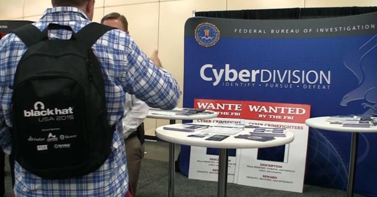 FBI tries to recruit hackers as cyber special agents