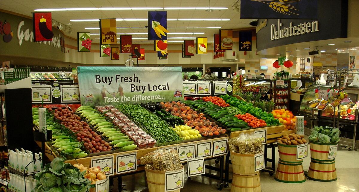 Pacific commissary produce prices draw lawmaker's questions