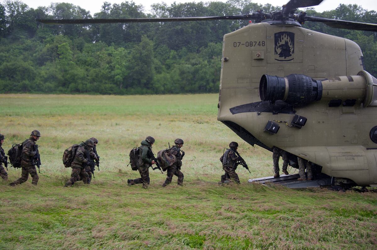 L-3 wins Army contract for manned, unmanned helicopter data link