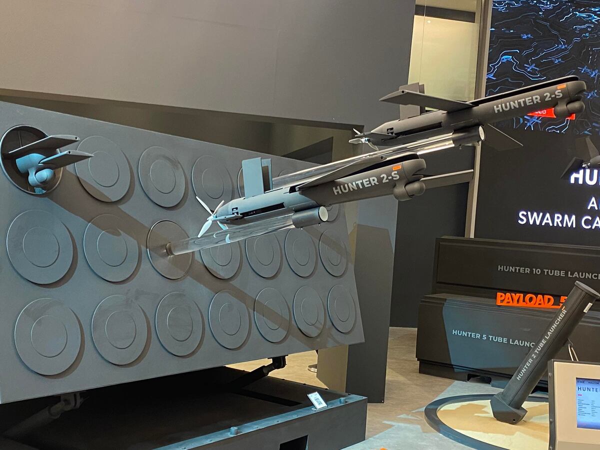 Following first demonstration, Edge unveils swarming drones based on AI ...