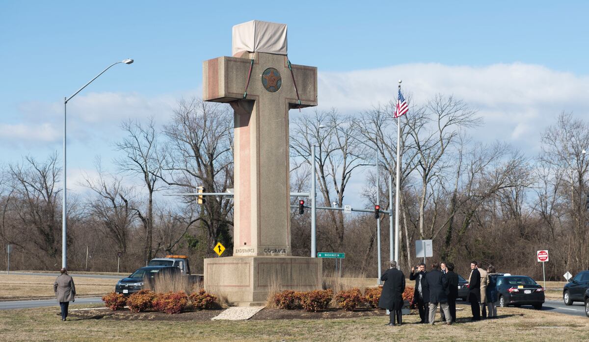 Supreme Court: Latin cross honoring WWI soldiers will remain untouched