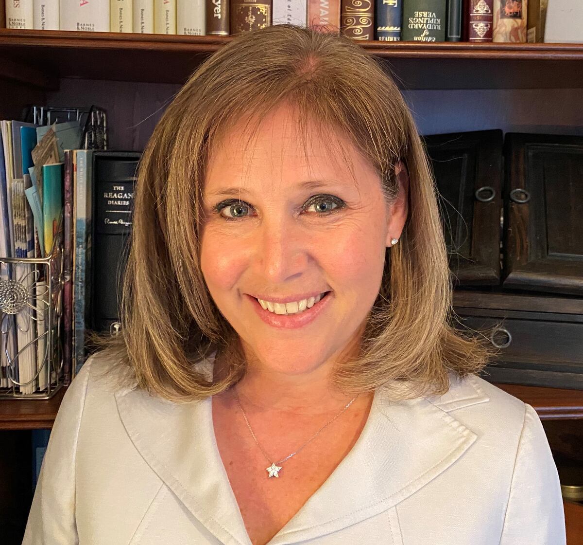 Beavers takes reins from Sherman as acting DOD information officer