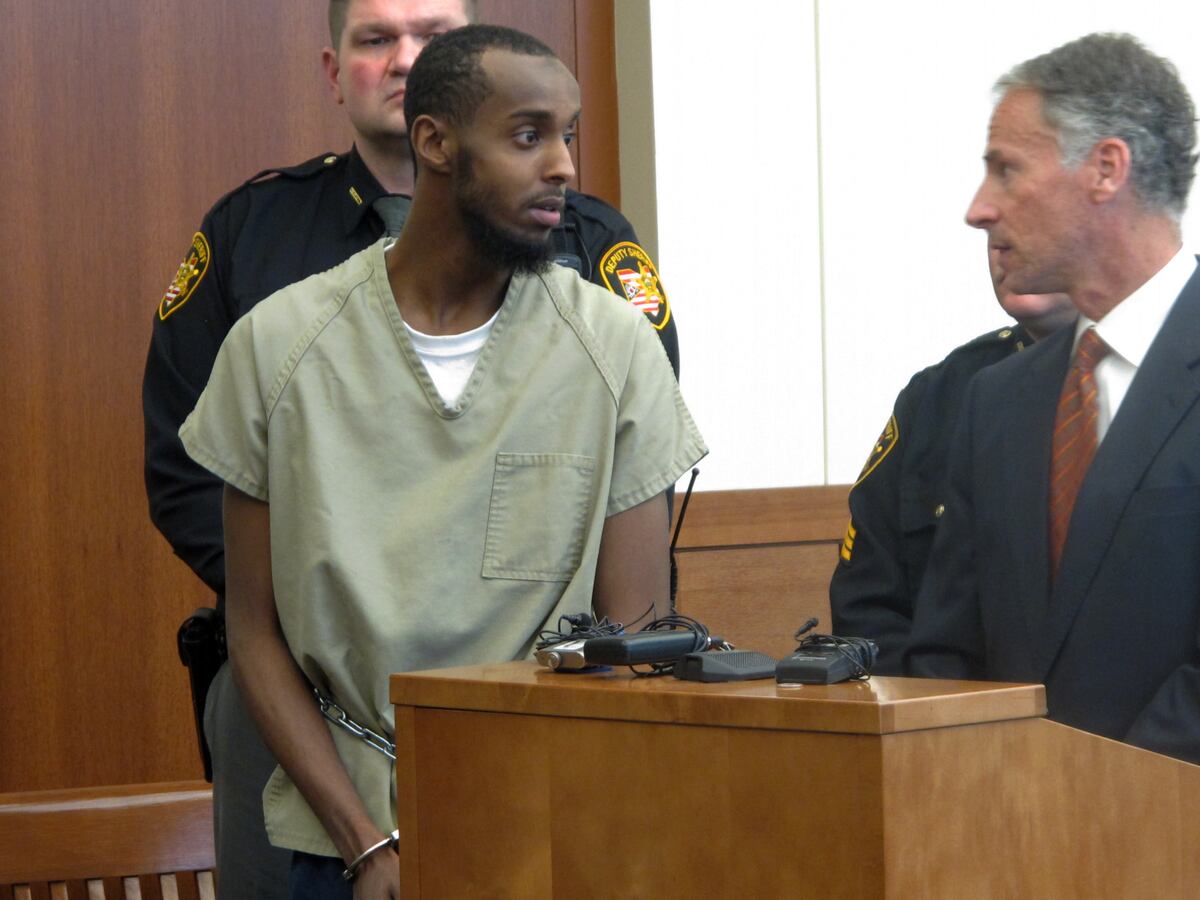 Judge sets classified info schedule in Ohio terrorism case