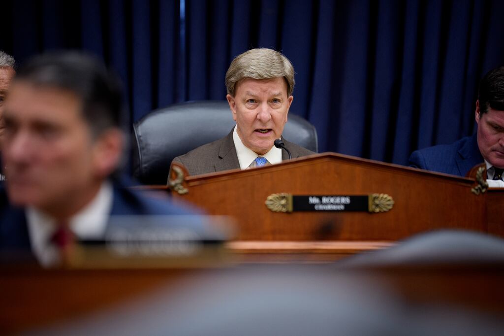 Senate committee proposes 3.6% military pay raise, rejecting White ...