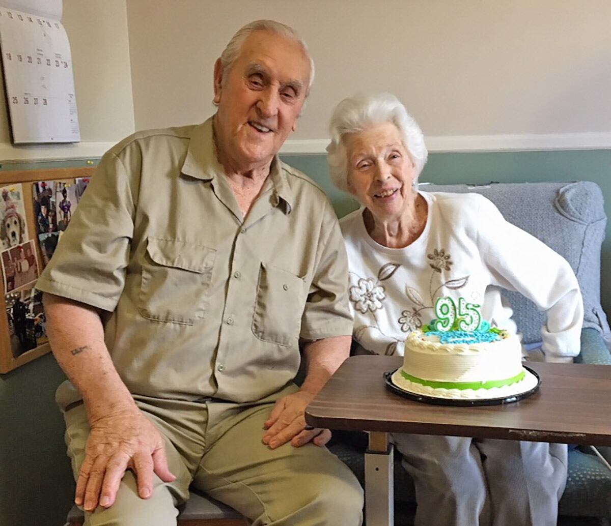 ‘Kissing Sailor’ in iconic photo turns 95