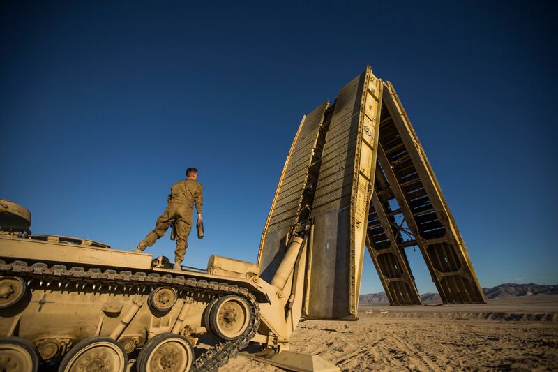 Soldiers are testing this bridge-hauling tank to get heavy stuff to the ...