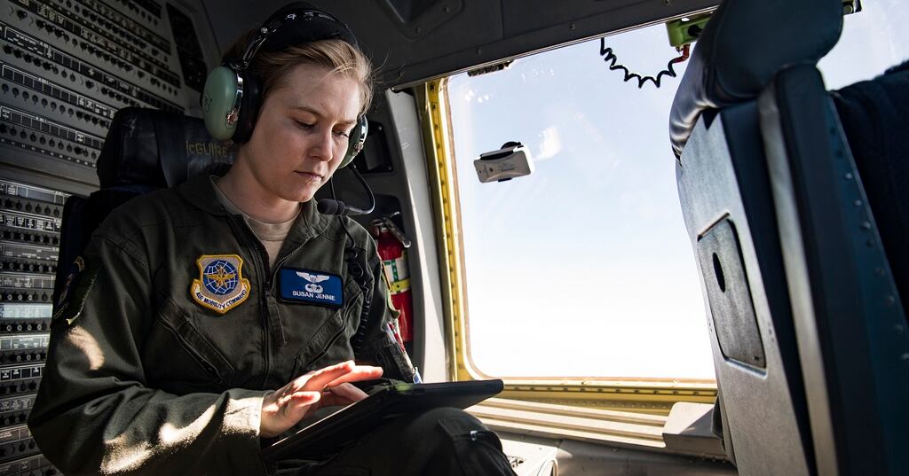 Non-deployability rates drop in Air Force — without kicking anyone out