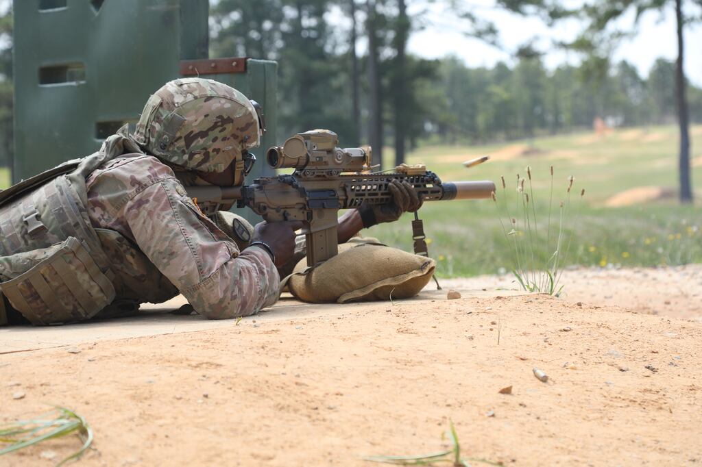 These Units Are Getting the Army’s Newest Rifle and Machine Gun Next ...