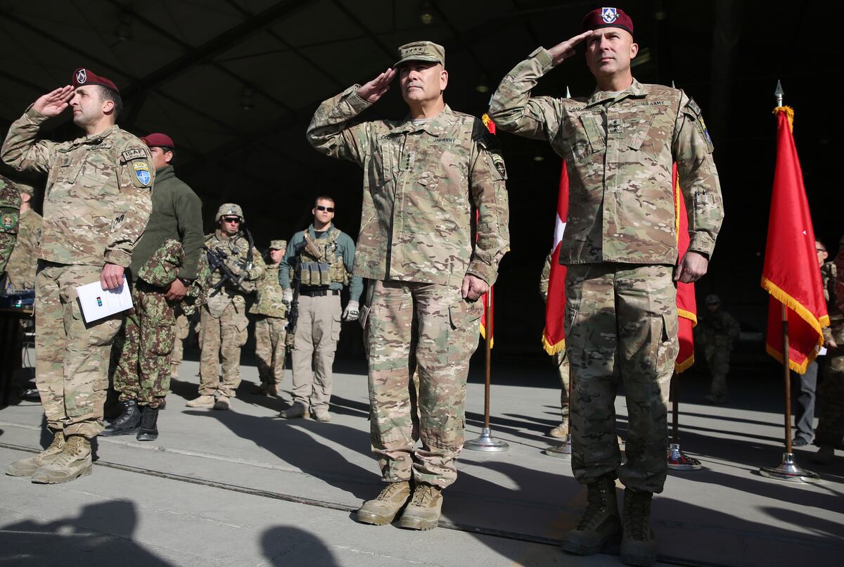 U.S., NATO ceremonially end Afghan combat mission