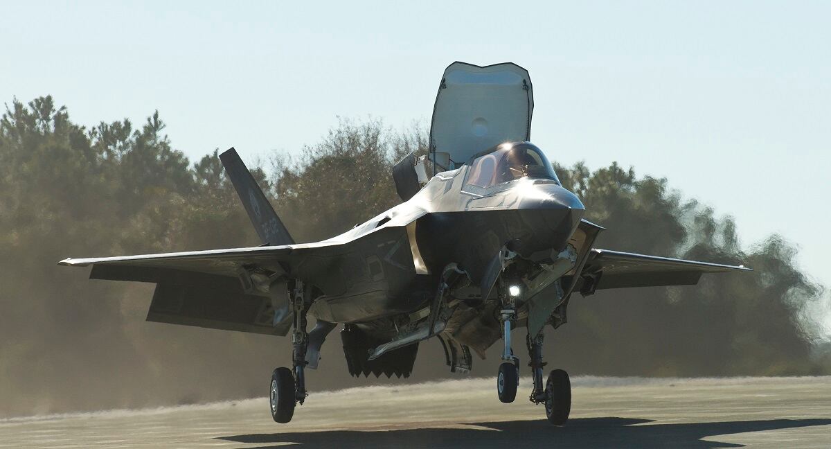Navy receives new electronic warfare environment for its F-35 jets