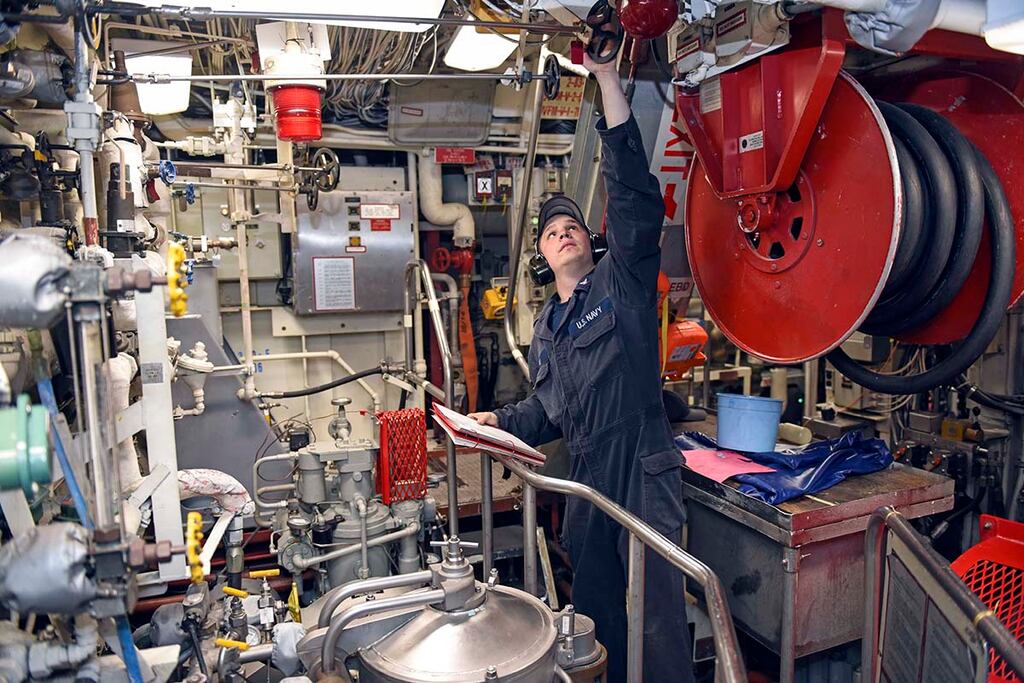 Why the Navy just slashed reenlistment bonuses