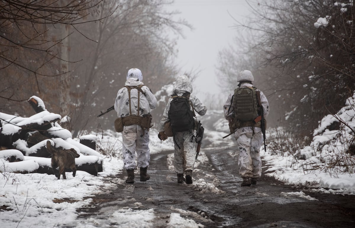 Up to 8,500 U.S. troops on heightened alert in case of Russian move on ...