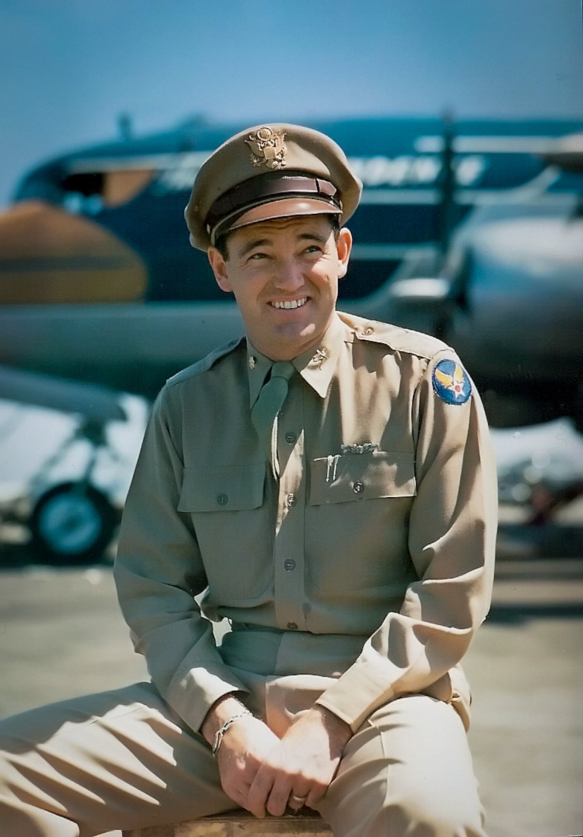 Co-pilot on the first presidential air crew dies