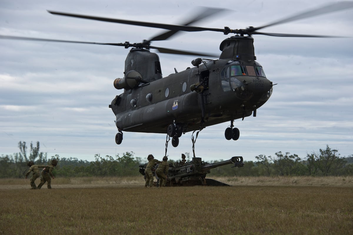Australia Considers More Chinooks