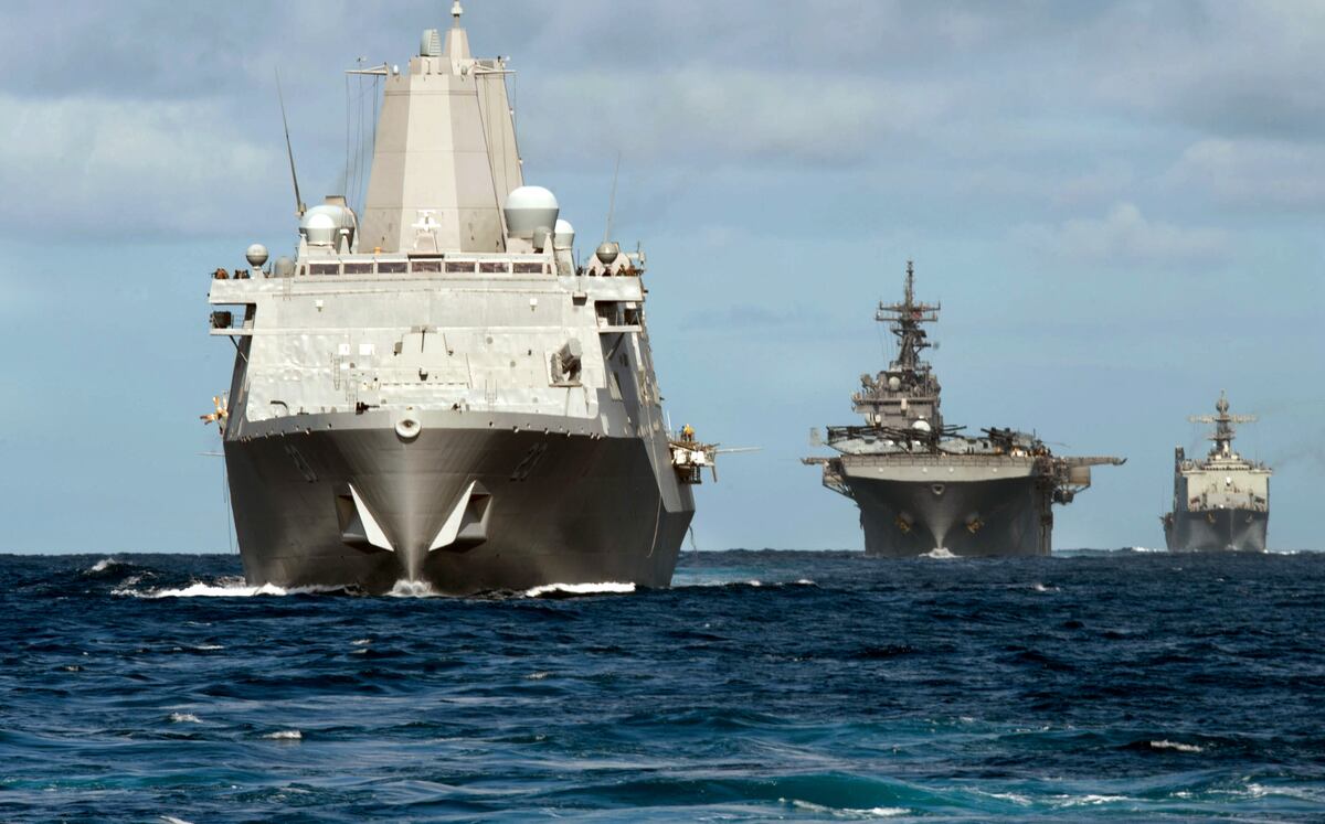 Marines to update amphibious ops concept amid uncertainty over future ...