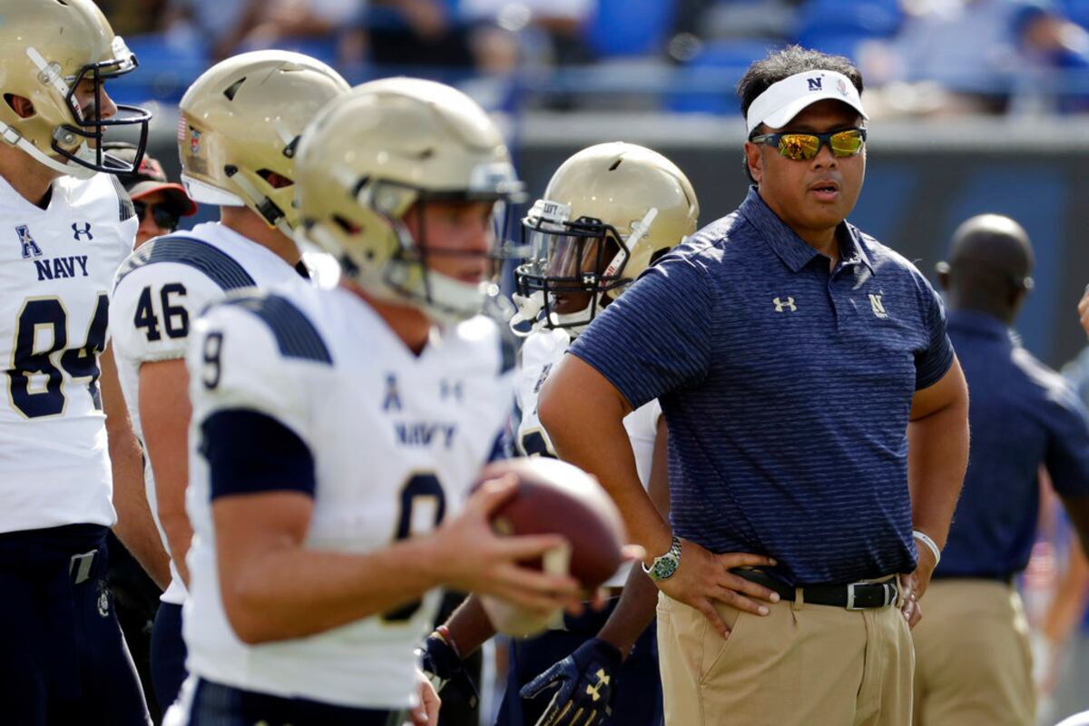 Navy head coach takes blame for lost season