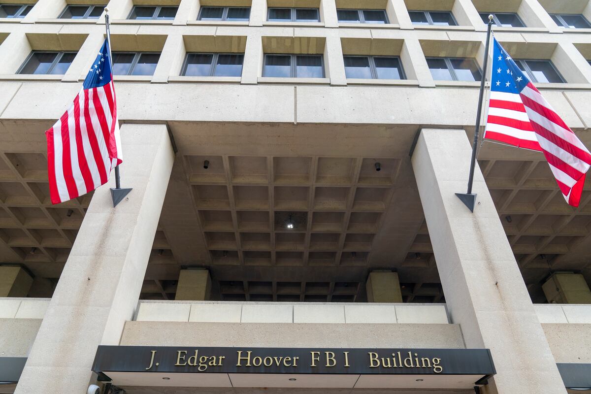 FBI needs new limits on use of foreign spy data, says advisory board