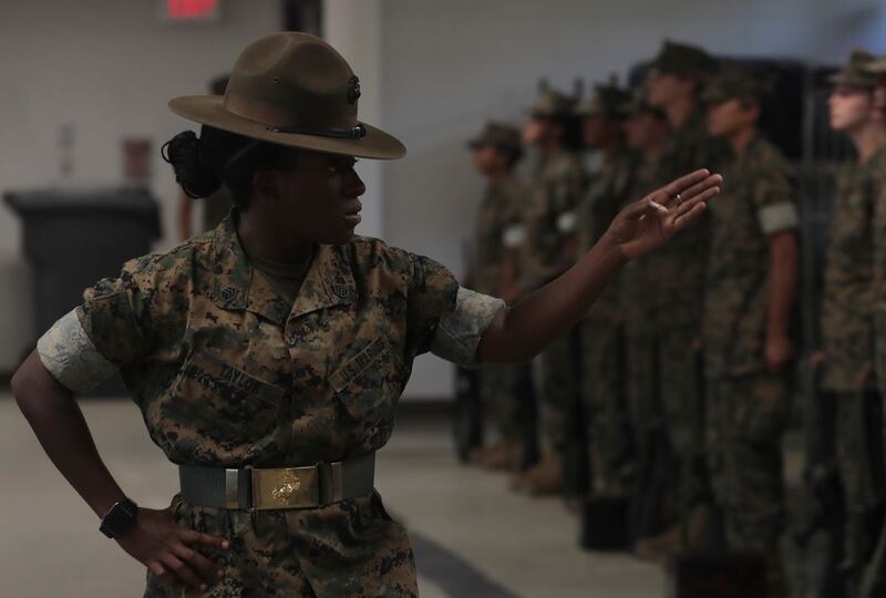 First male Marine Corps recruits graduate from previously all-female ...