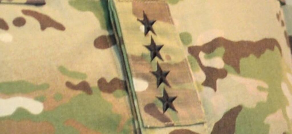 Want to be an enlisted aide to a general officer? It’s application time.