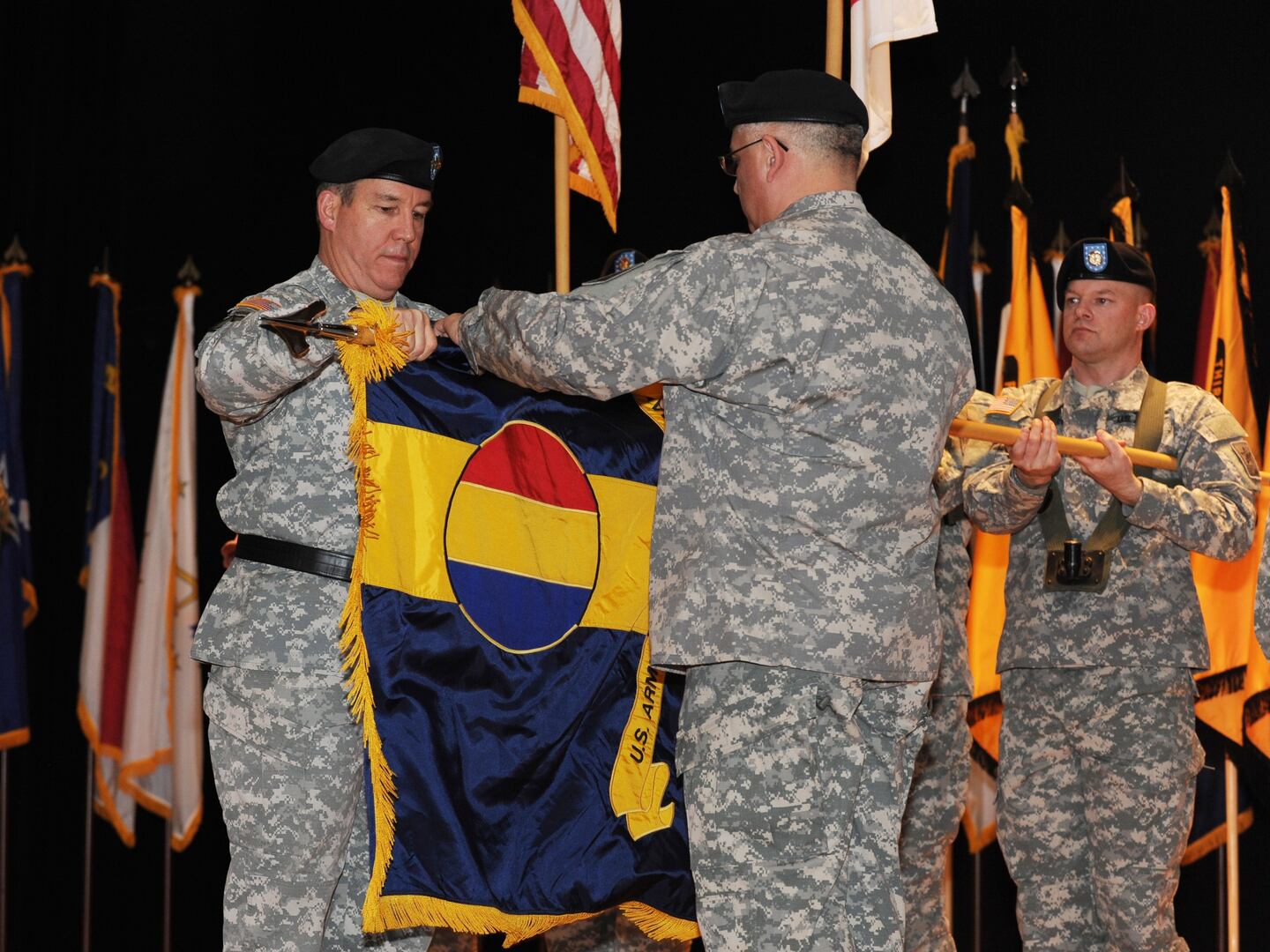 Army recruiting reforms go ‘back to the future’ to fix ongoing crisis