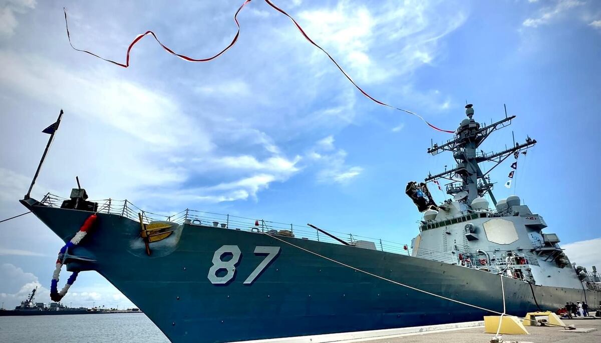 After frenetic Red Sea cruise, the salty sailors of USS Mason are home