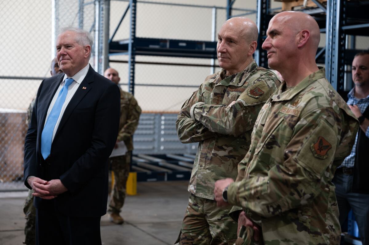 Air Force’s top leaders urge unity, patience as changes abound