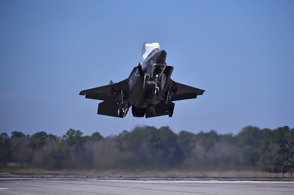 Israeli Fighter Pilots Head to US for F-35 Training