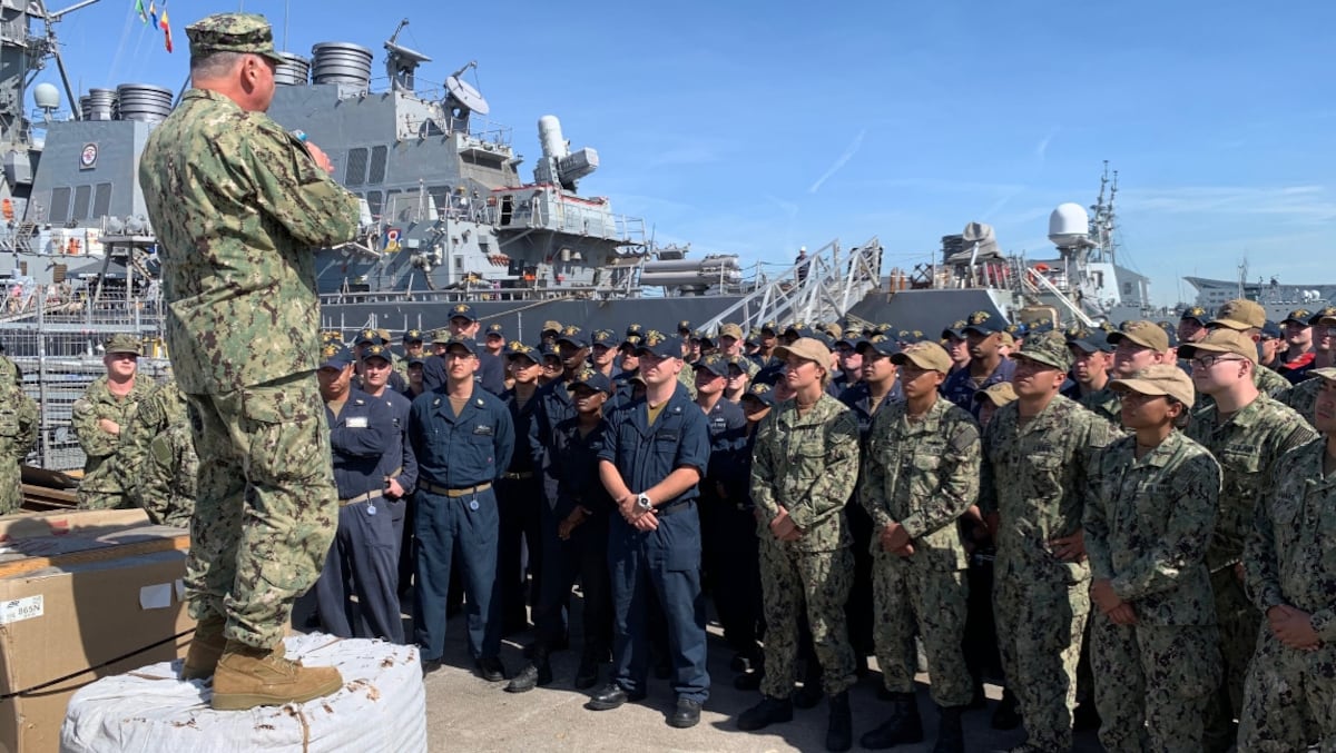 Navy says ‘liking’ or sharing extremists’ posts on social media can get ...