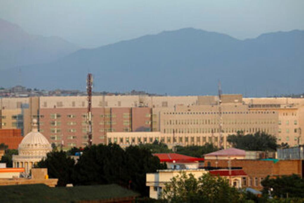 More Marines arrive in Kabul to aid urgent embassy airlift amid Taliban ...