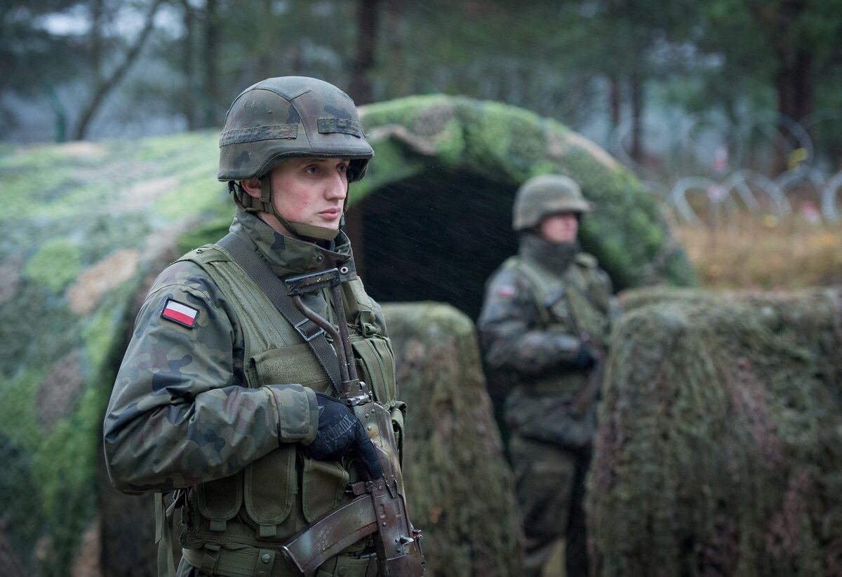 Amid Russian military buildup, Poland reacts