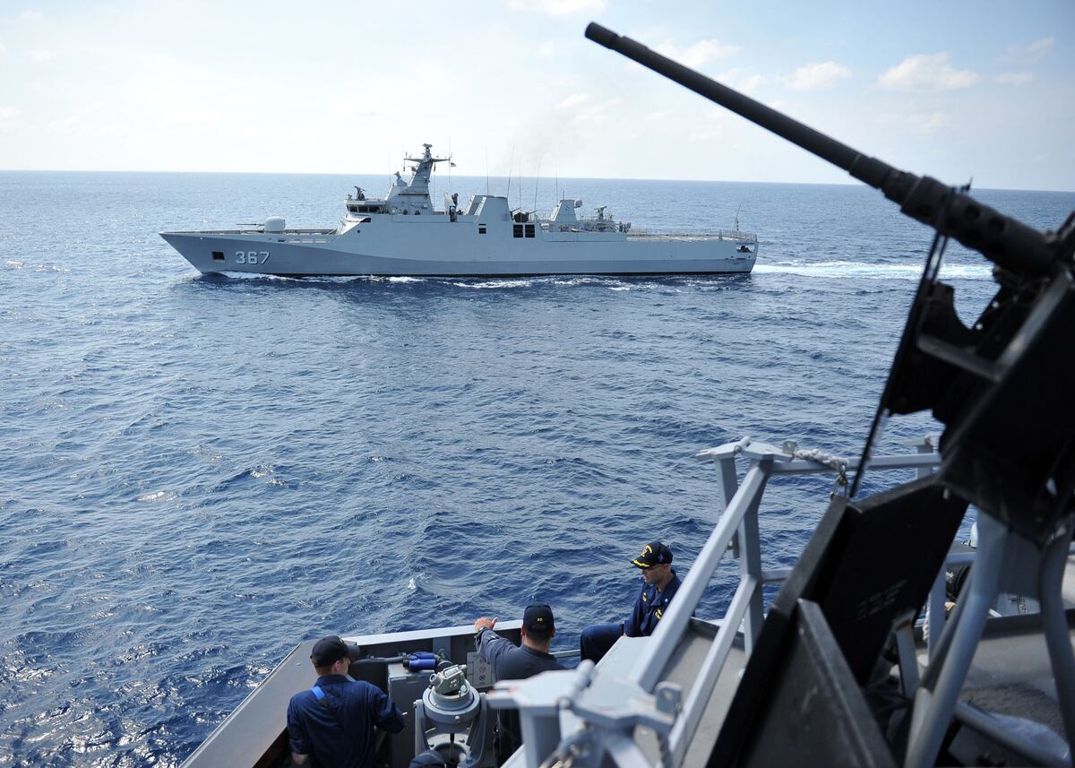 Colombia inks deal that could see Damen build five Sigma frigates