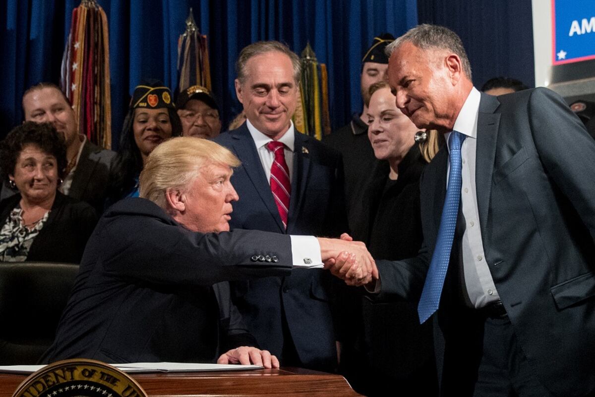 Trump’s unofficial advisors on VA had significant access, influence ...