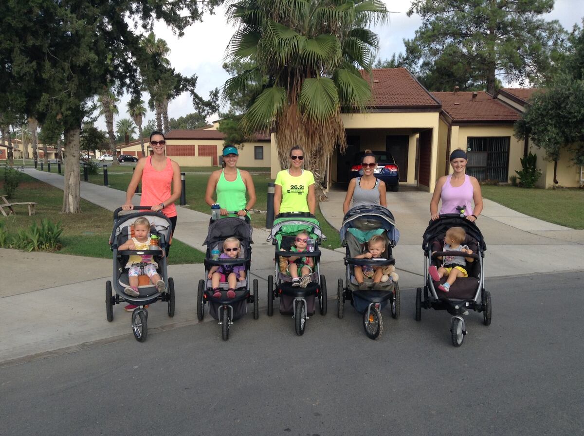 Stroller Warriors is a 10,000-strong running club for military families