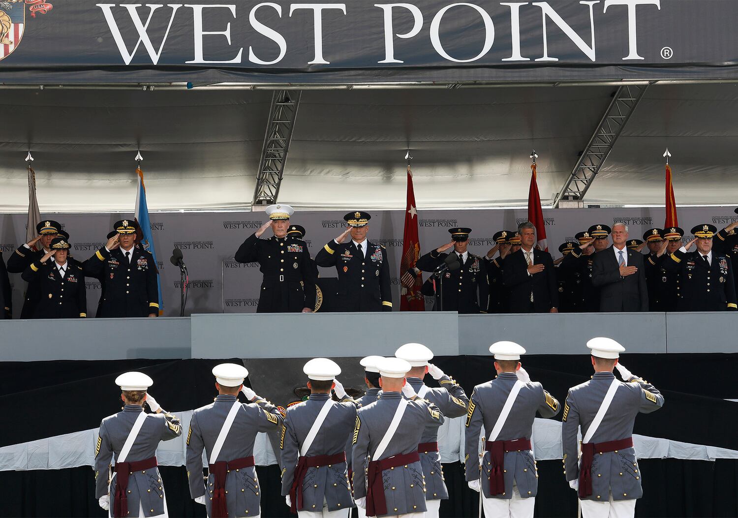 Dunford urges West Point graduates to embrace change