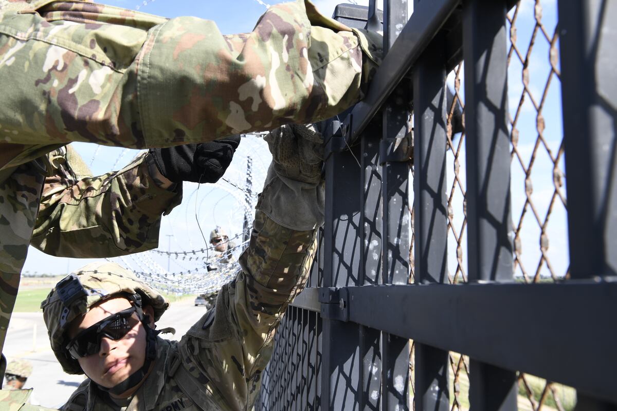 Extra pay for border deployment? Here’s what troops can expect
