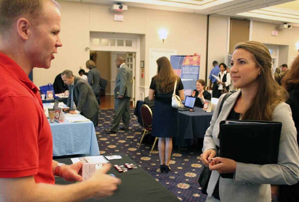 Here are 3 new efforts to tackle issues of military spouse employment