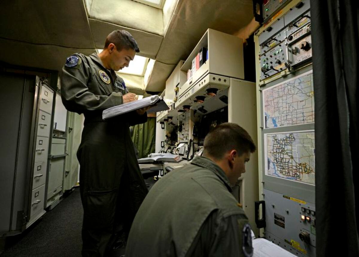 When machine learning comes to nuclear communication systems