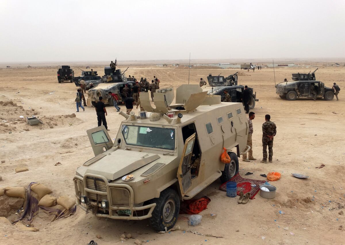 U.S. says Iraqis now in position to retake Ramadi