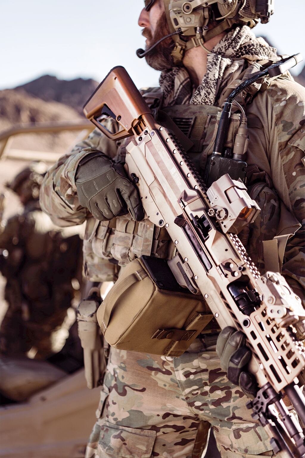 New rifle, light machine gun headed to close combat troops