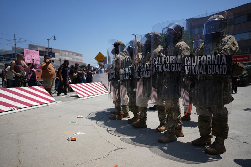 700 Marines deployed to LA to respond to immigration protests