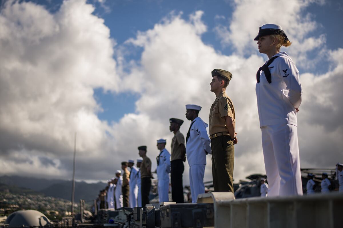 Navy's new blended retirement course is available online