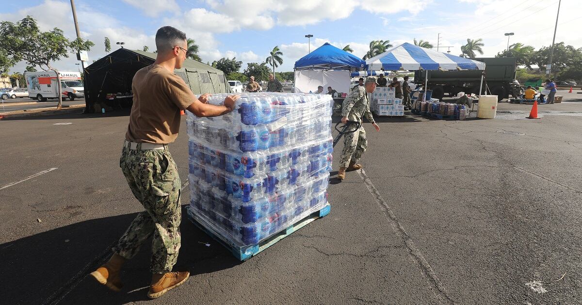 Top DoD official visits Hawaii base amid contaminated water crisis