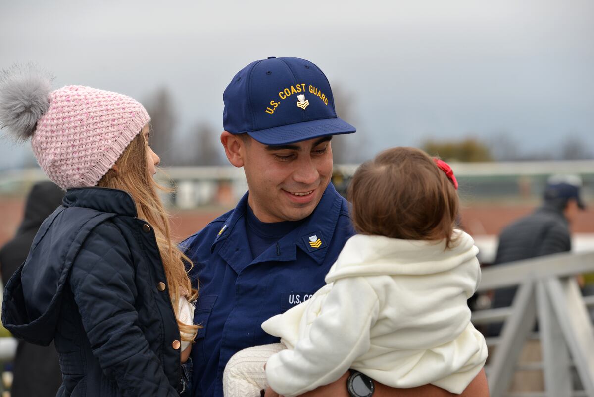 Coast Guard families plead with lawmakers as they prepare to miss ...