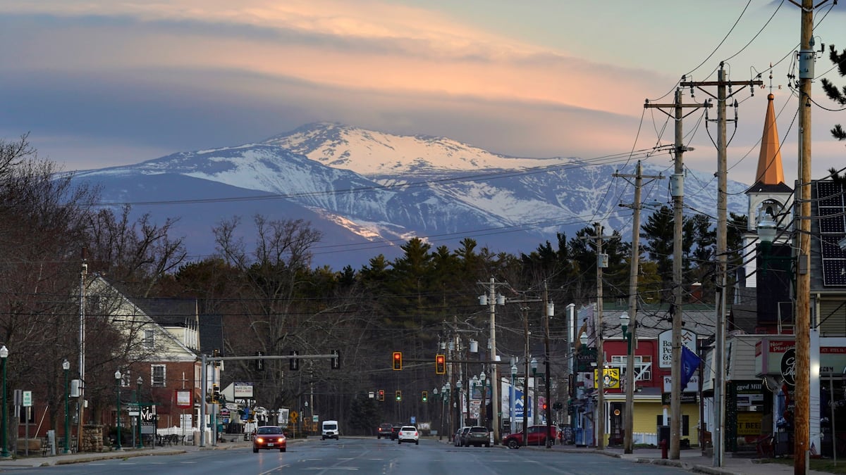 Mount Washington, Known for Extreme Weather, Records Its Snowiest June